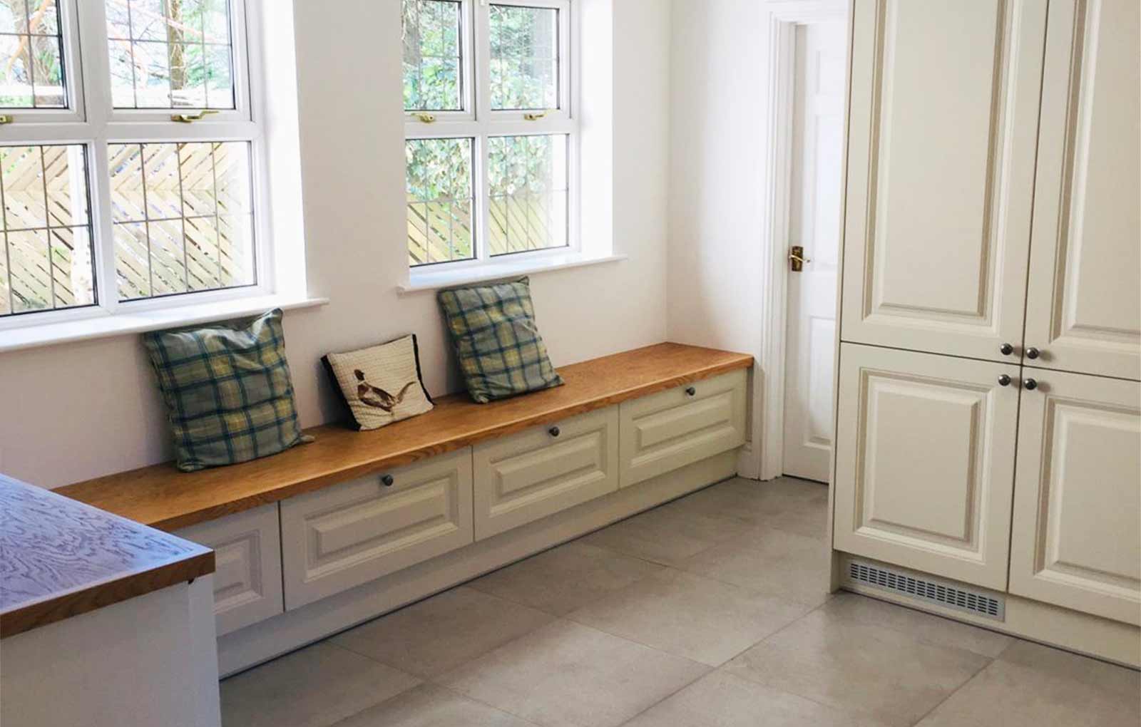 Kitchen seating ideas that will make you rethink a table and chairs ...