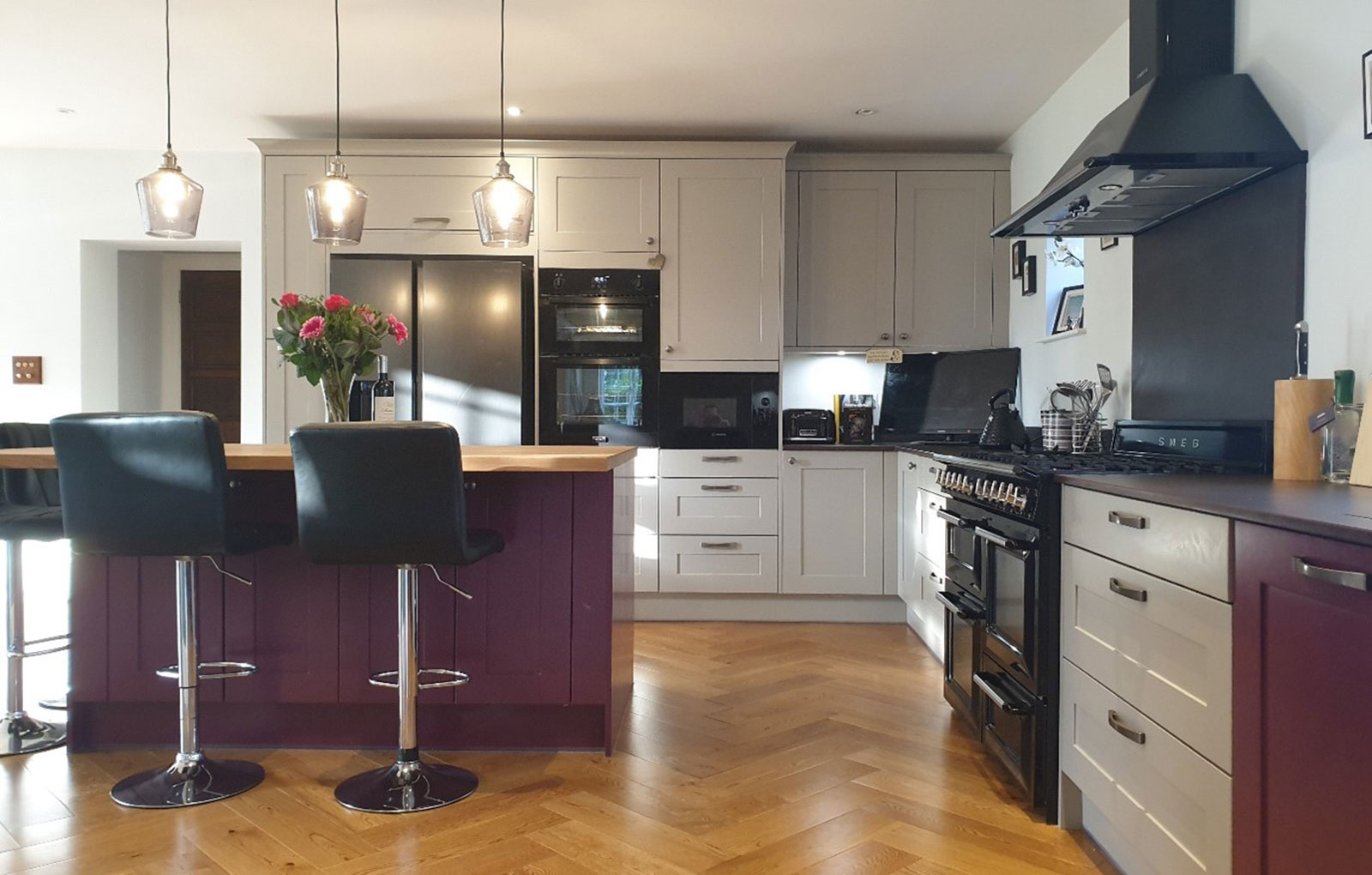 How to make your two tone kitchen design stand out - Find Your Kitchen ...